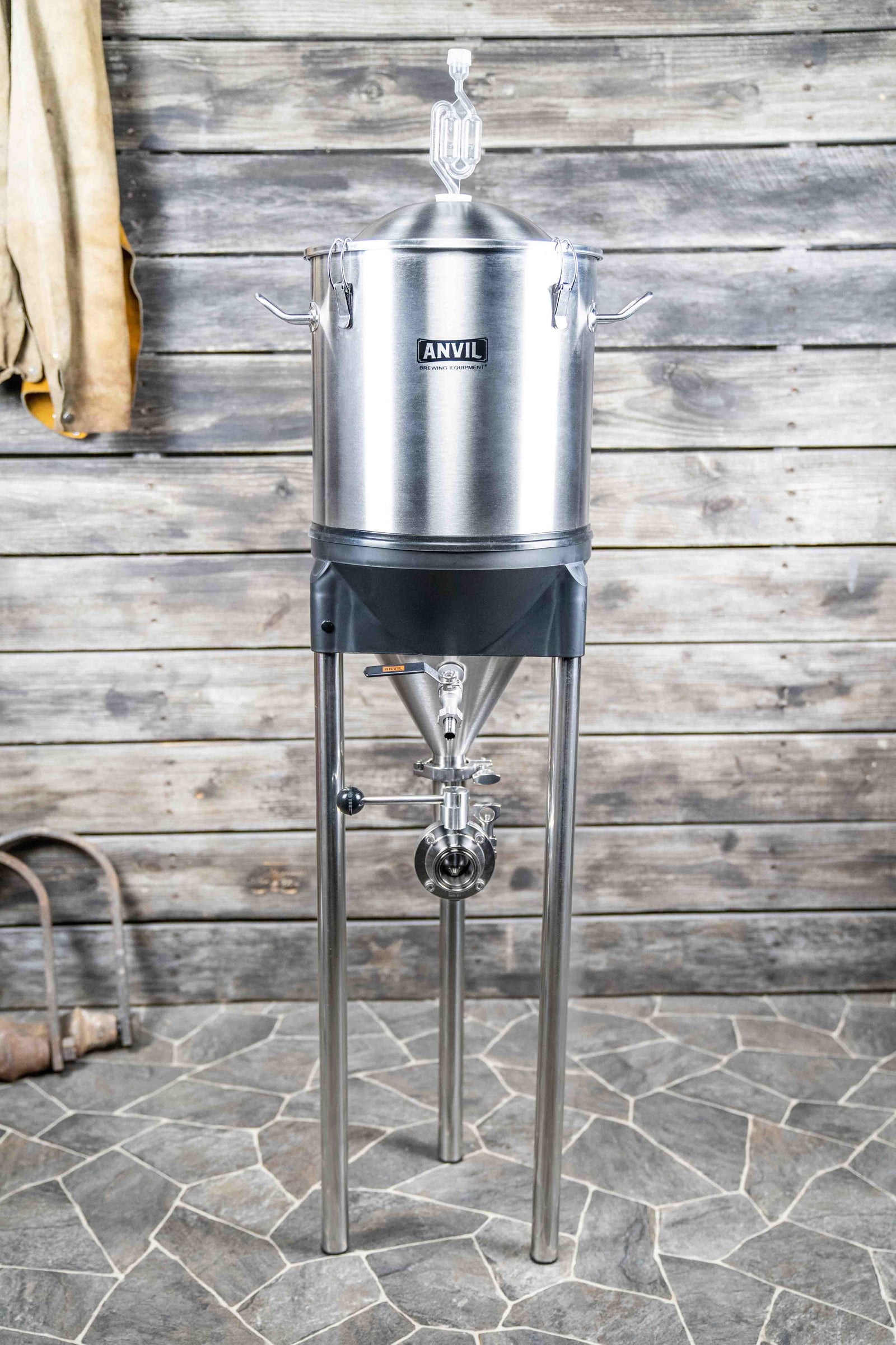 Anvil Crucible Leg Extensions - 7 Gallon